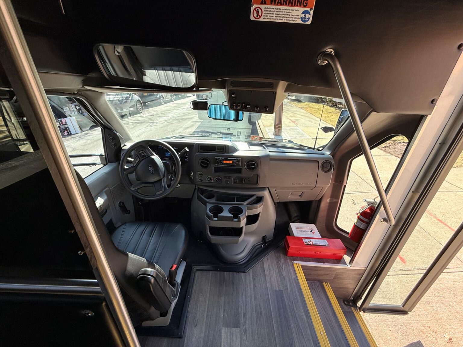 Prom & Graduation Bus Rental | Luxury Group Travel | Golden Class Limo