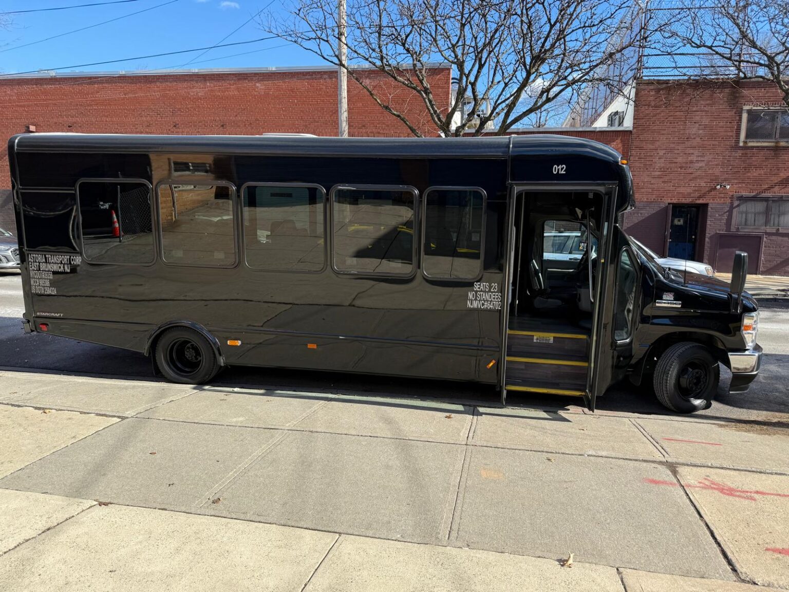 Prom & Graduation Bus Rental | Luxury Group Travel | Golden Class Limo